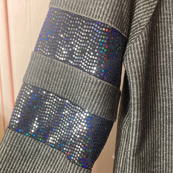 Blumin Apparel | Tops | Blumin Apparel Dark Gray Heathered Ribbed Top ...